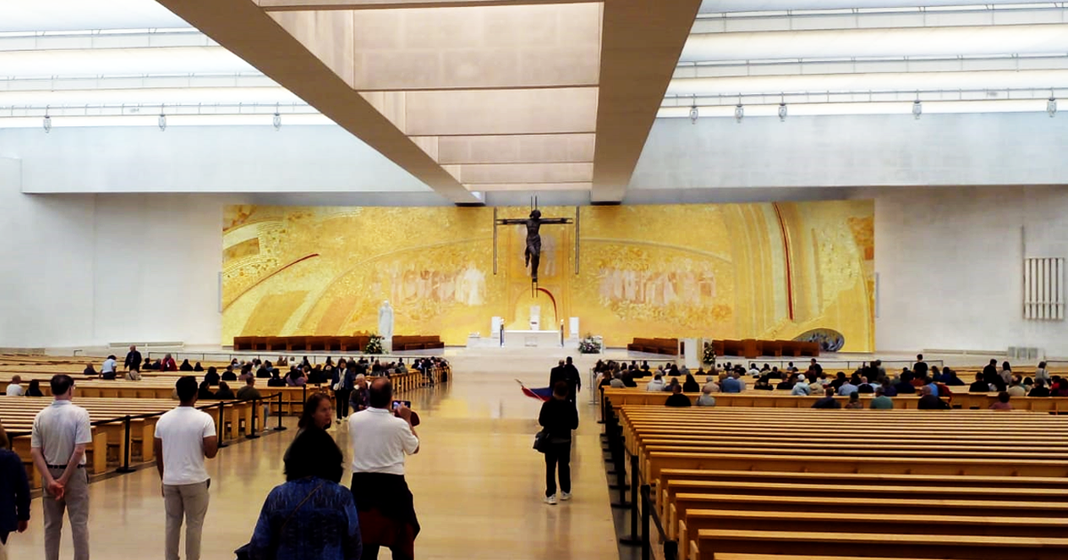 El Padre Martín en el Santuario de Fátima Portugal ⋆ Parroquia de Fátima